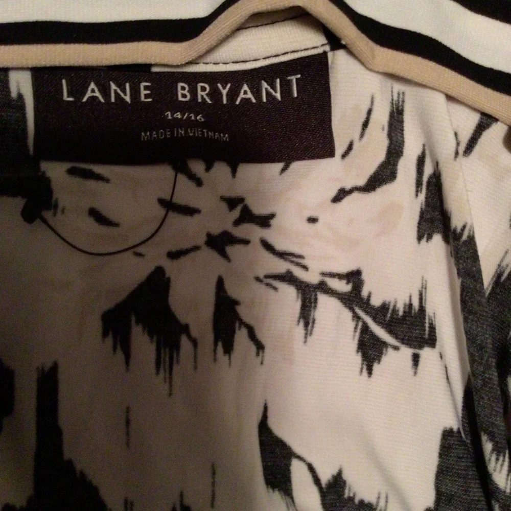 Lane Bryant | Dresses | Womens Lane Bryant Faux Wrap Floral Maxi Dress ...